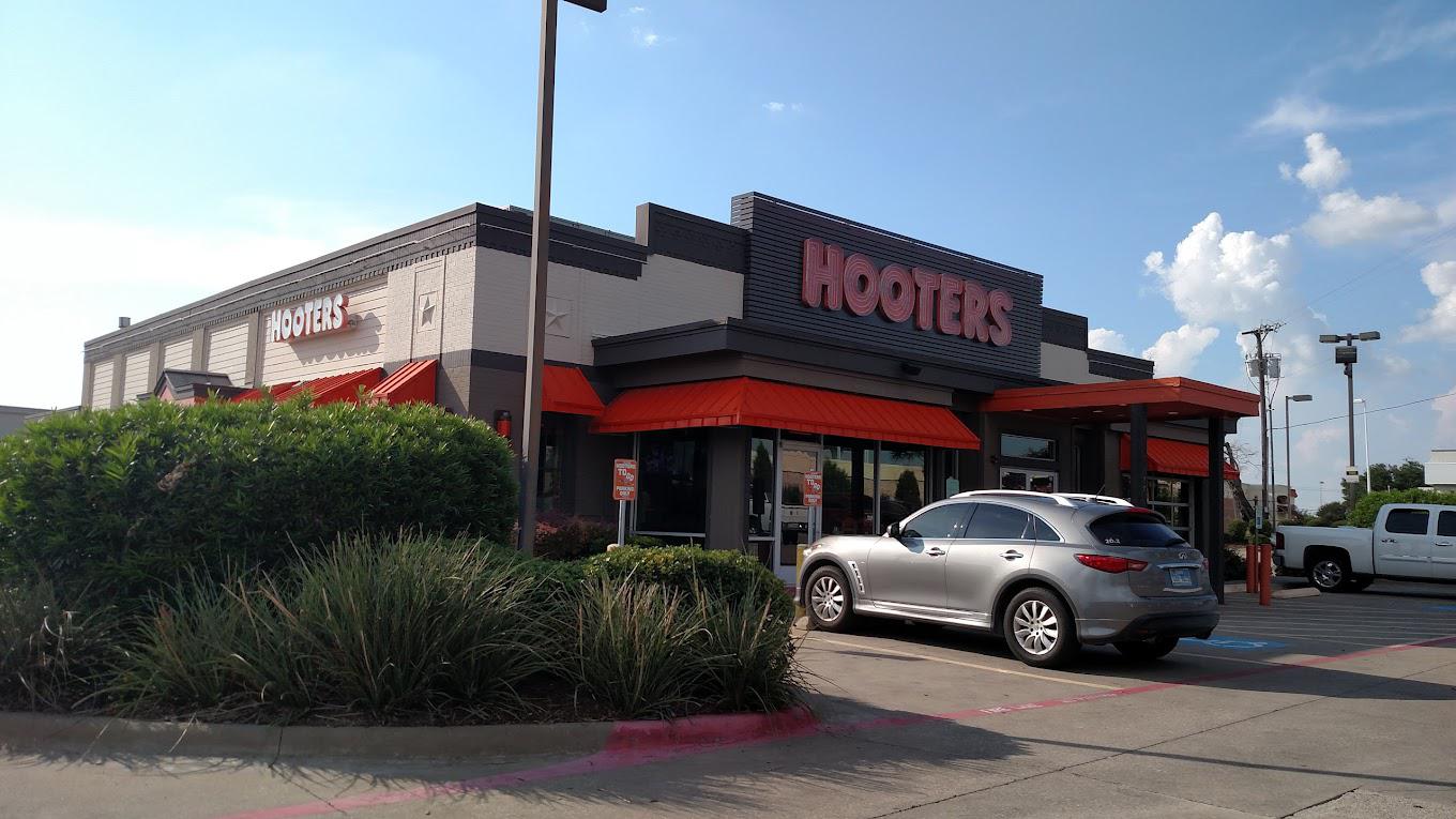 Hooters Latest Menu - December 2024