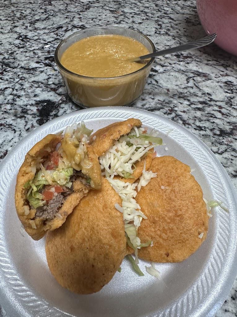 Que se le Antoja- Food Truck Latest Menu - December 2024
